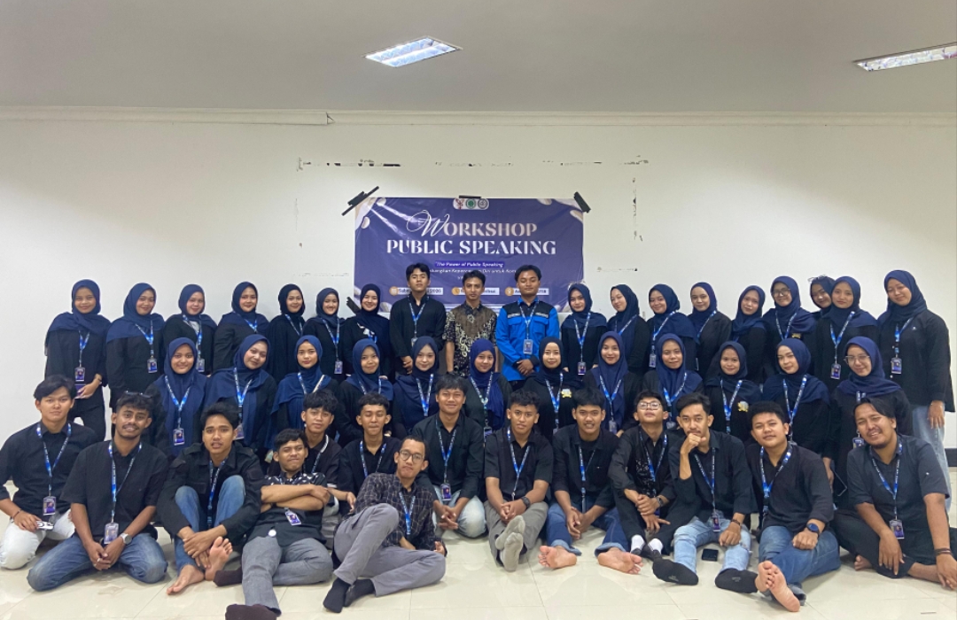 HMPS MPI UIN Banten Gelar Workshop Public Speaking, Hadirkan Fajar ...