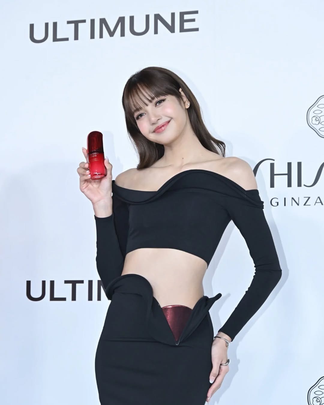 Lisa BLACKPINK Meriahkan Pop-Up Event Ultimune di Tokyo, Fans Jepang ...